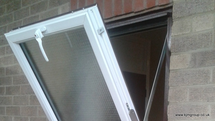 Fully Reversible Windows in Hampshire from KJM in Andover